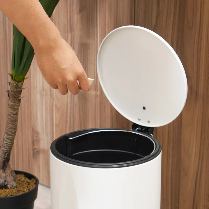 Jual Informa Prism 12 Ltr Tempat Sampah Pedal Slow Close Putih Terbaik | Informa