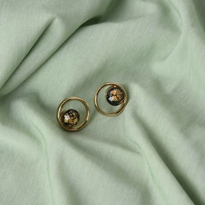 Jual Ataru Anting Stud Loop Gold Flakes Hitam Terbaru | Ruparupa