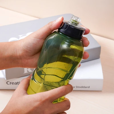 Jual Smash Botol Minum Plastik Hydro Twist 600 Ml Hitam Terbaru | Ruparupa