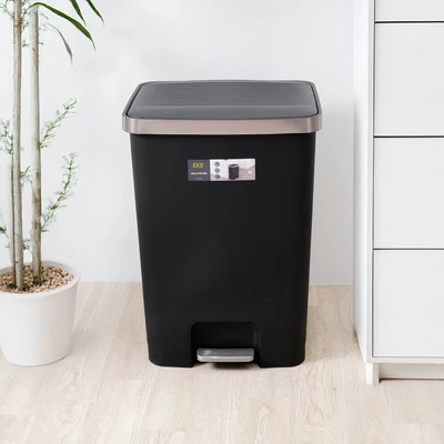 Jual Eko 70 Ltr Hana Tempat Sampah Pedal Hitam Terbaru | Ruparupa