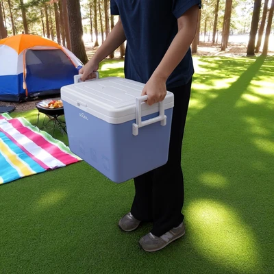 Jual Soleil 27 Ltr Cooler Box Biru Muda Terbaru | Ruparupa