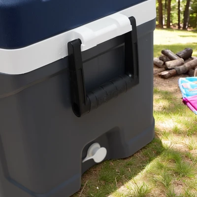 Jual Igloo 94 Ltr Maxcold Cooler Box Biru Navy Terbaru | Ruparupa