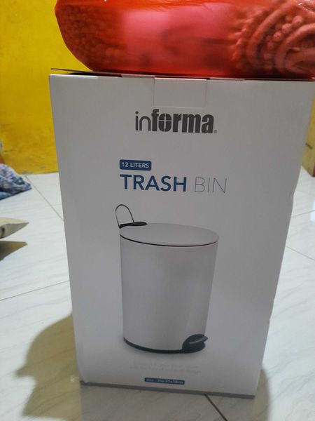 Jual Prism 12 Ltr Tempat Sampah Pedal Slow Close Putih Terbaru | Ruparupa