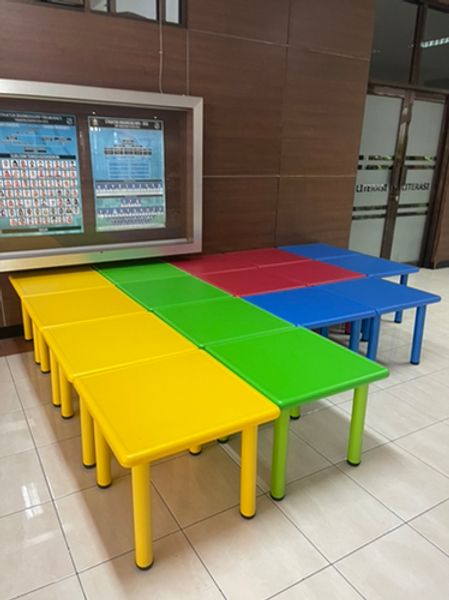 Jual Informa Yaris Meja Anak Square Kuning Terbaik | Informa