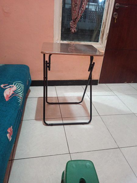 Jual Informa Wolby Meja Lipat Cokelat Terbaik | Informa