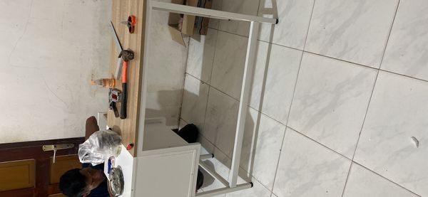 Jual Guini Meja Kantor Putih Terbaik | Informa