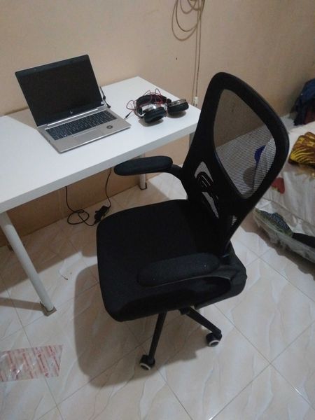 Jual Informa Zidan Kursi Kantor Sandaran Rendah Hitam Terbaik | Informa