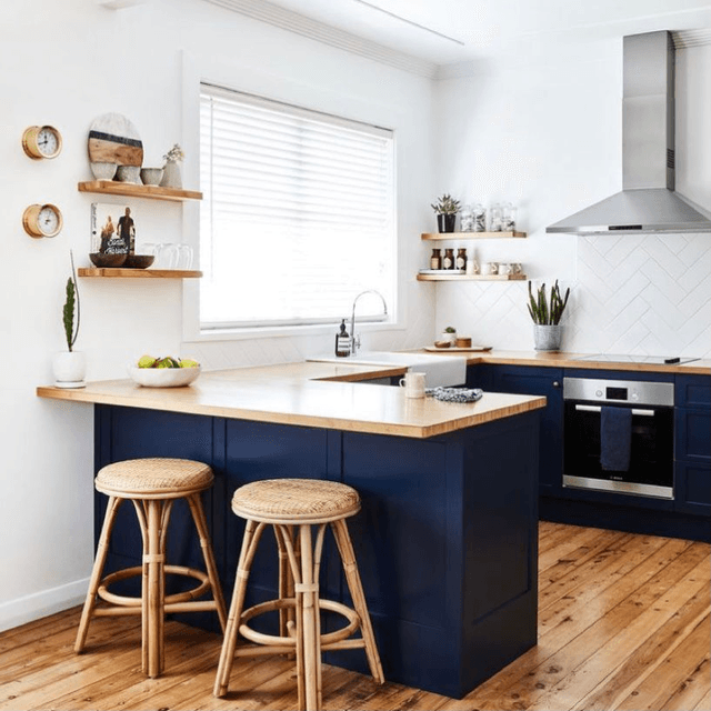 10 Inspirasi Mini Bar Dapur yang Nyaman dan Estetik
