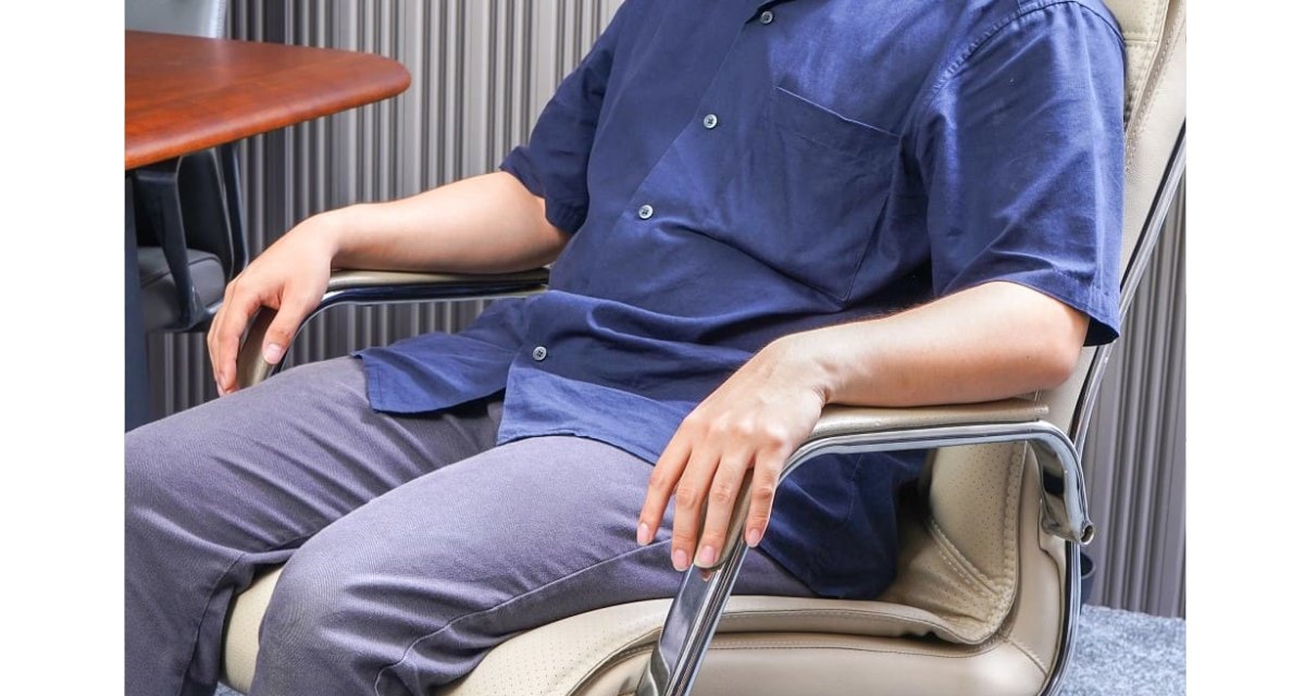 5 Fungsi Sandaran Tangan Pada Kursi Kantor Ergonomis